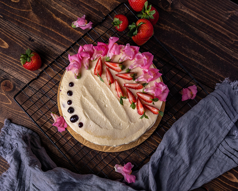 Strawberry Fraisier cake – NOVUS